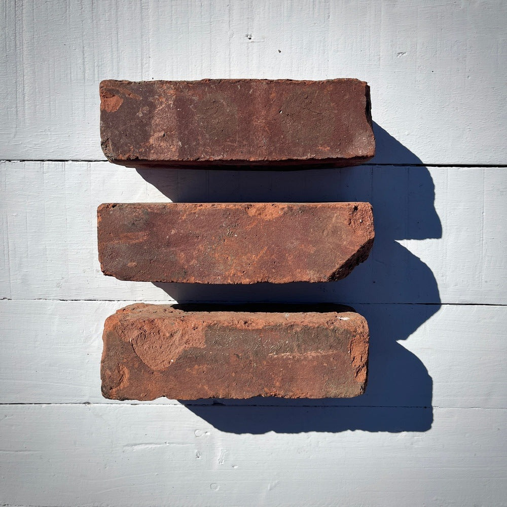 Reclaimed New York Dark Bricks - 100+ yo – Chief Bricks