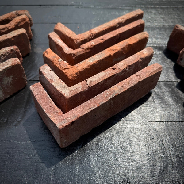 Reclaimed Thin Brick Wall Corner Veneer – Chief Bricks